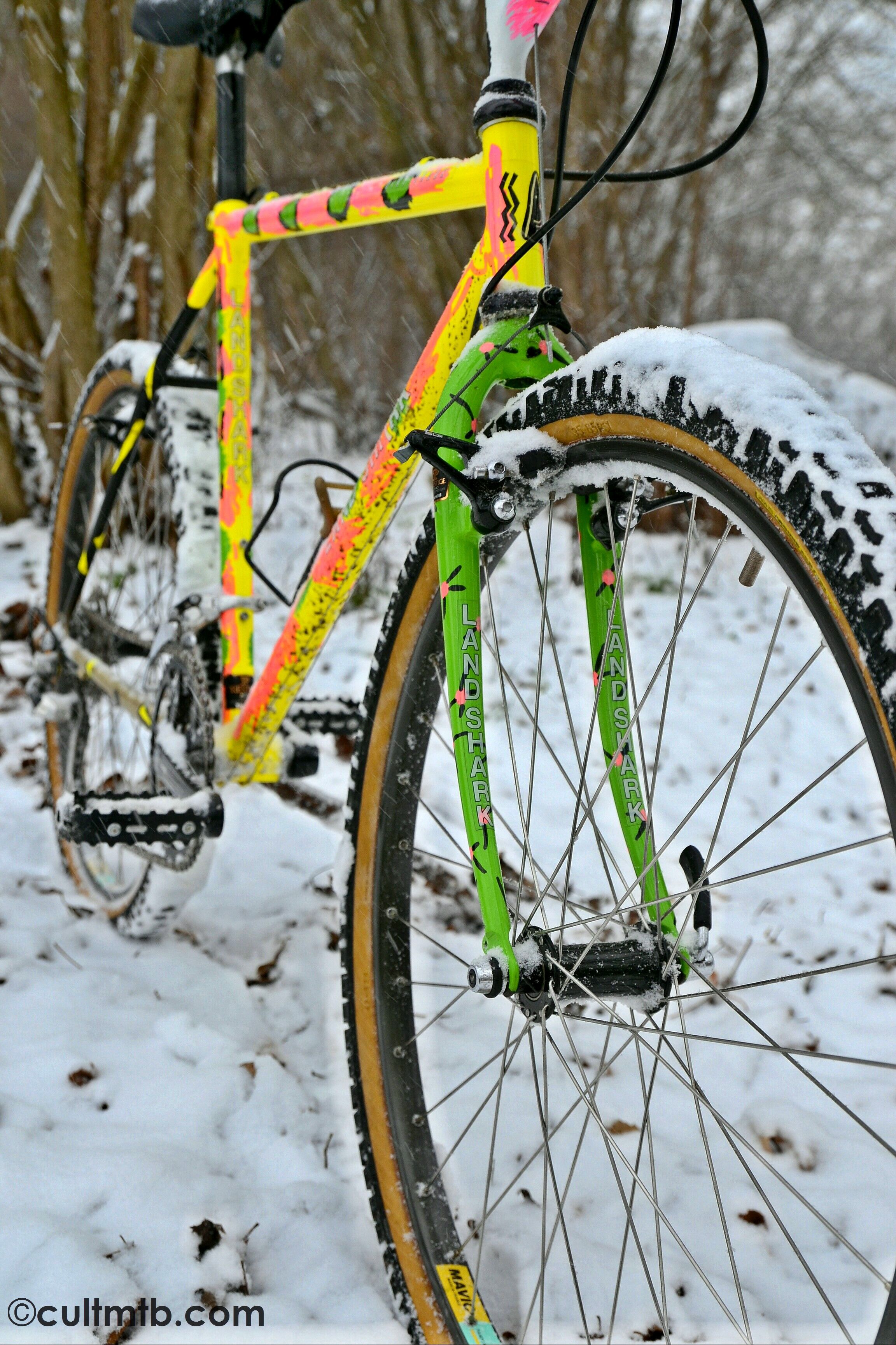 Cult MTB - The Vintage Bike Collection - Land Shark Dirt Shark #368 1987